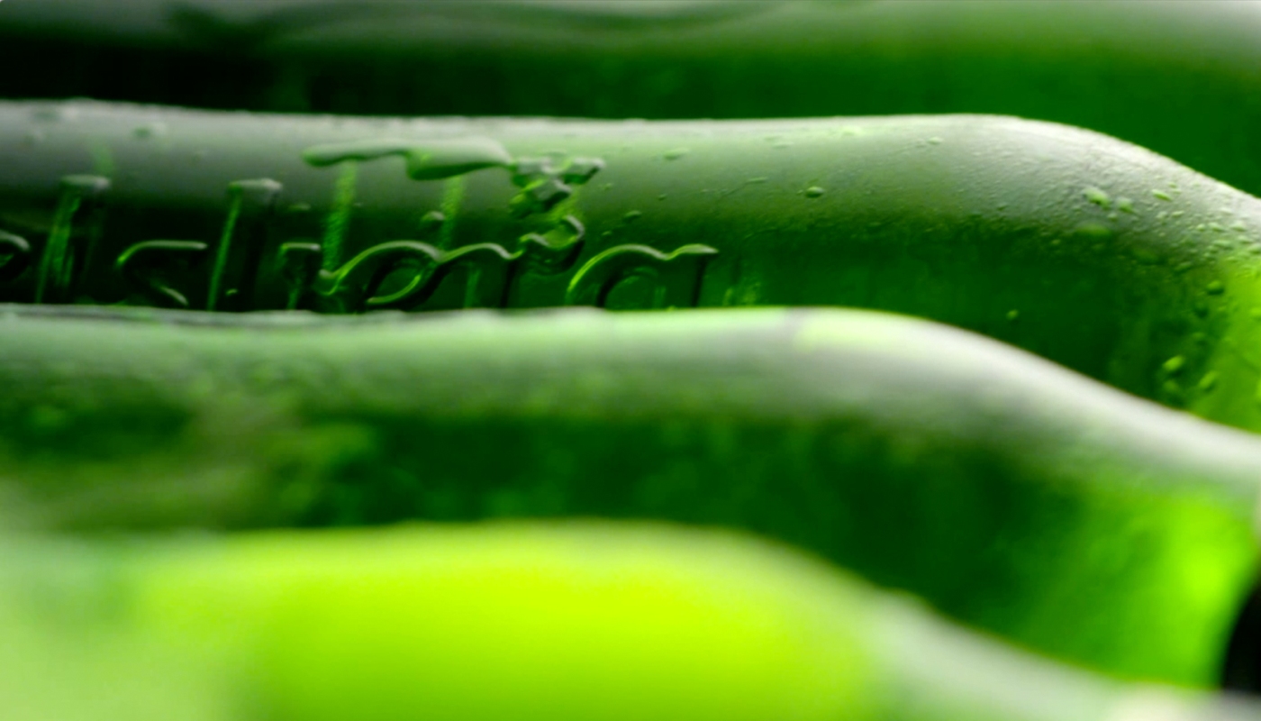 Carlsberg: η ιστορία ενός Χίπστερ που έθεσε ως μόνιμο σκοπό του να ...