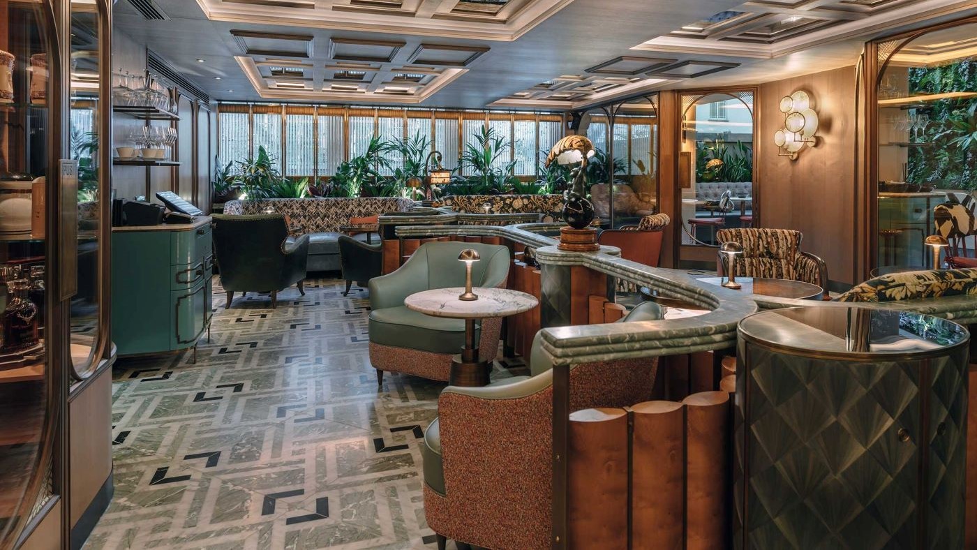 Ένα ταξίδι στον μαγικό κόσμο του μακρύφυλλου καπνού και οι στάσεις που ...