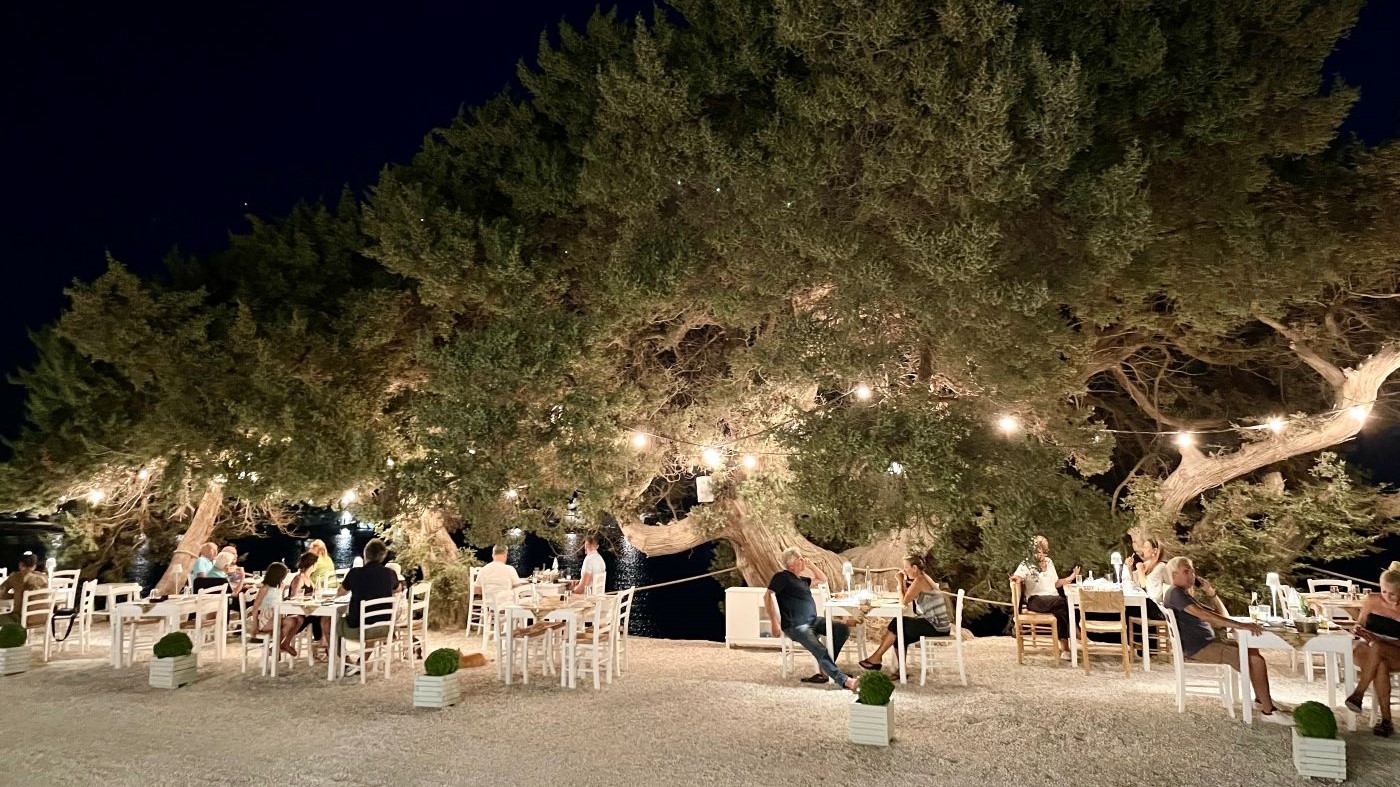 Γεύσεις που δοκιμάσαμε σε Μύκονο, Πάρο και Νάξο | The FNL Guide