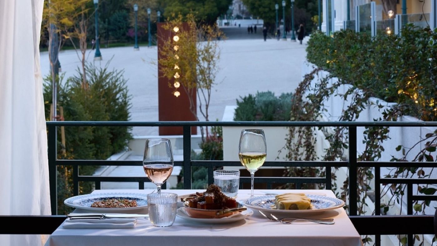 Για τη μνήμη του τοπίου, να κι η Αίγλη του Ζαππείου! | The FNL Guide